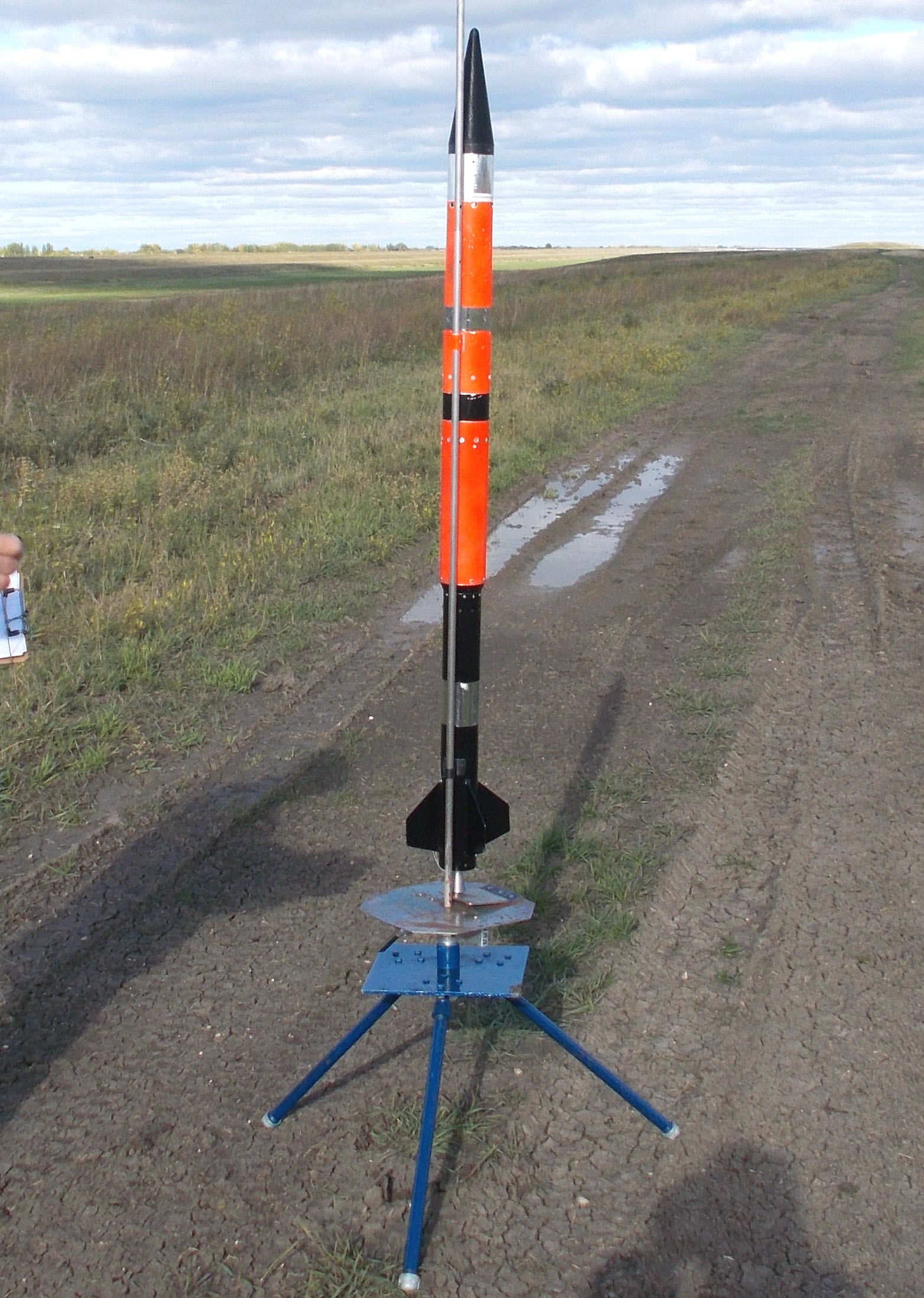 Rocket on thepad Xi-14\Dscn0365a.jpg