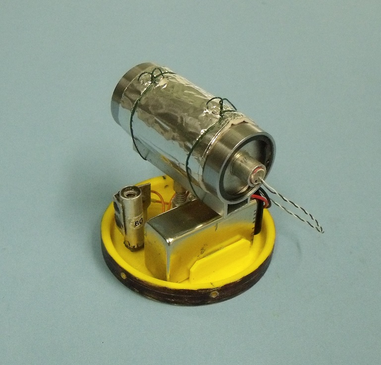 Smoke Canister (apogee activated) Xi-37\DSCF7421.JPG